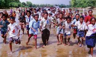 Bringing hope to the slums of lost hope. - Mission Network News