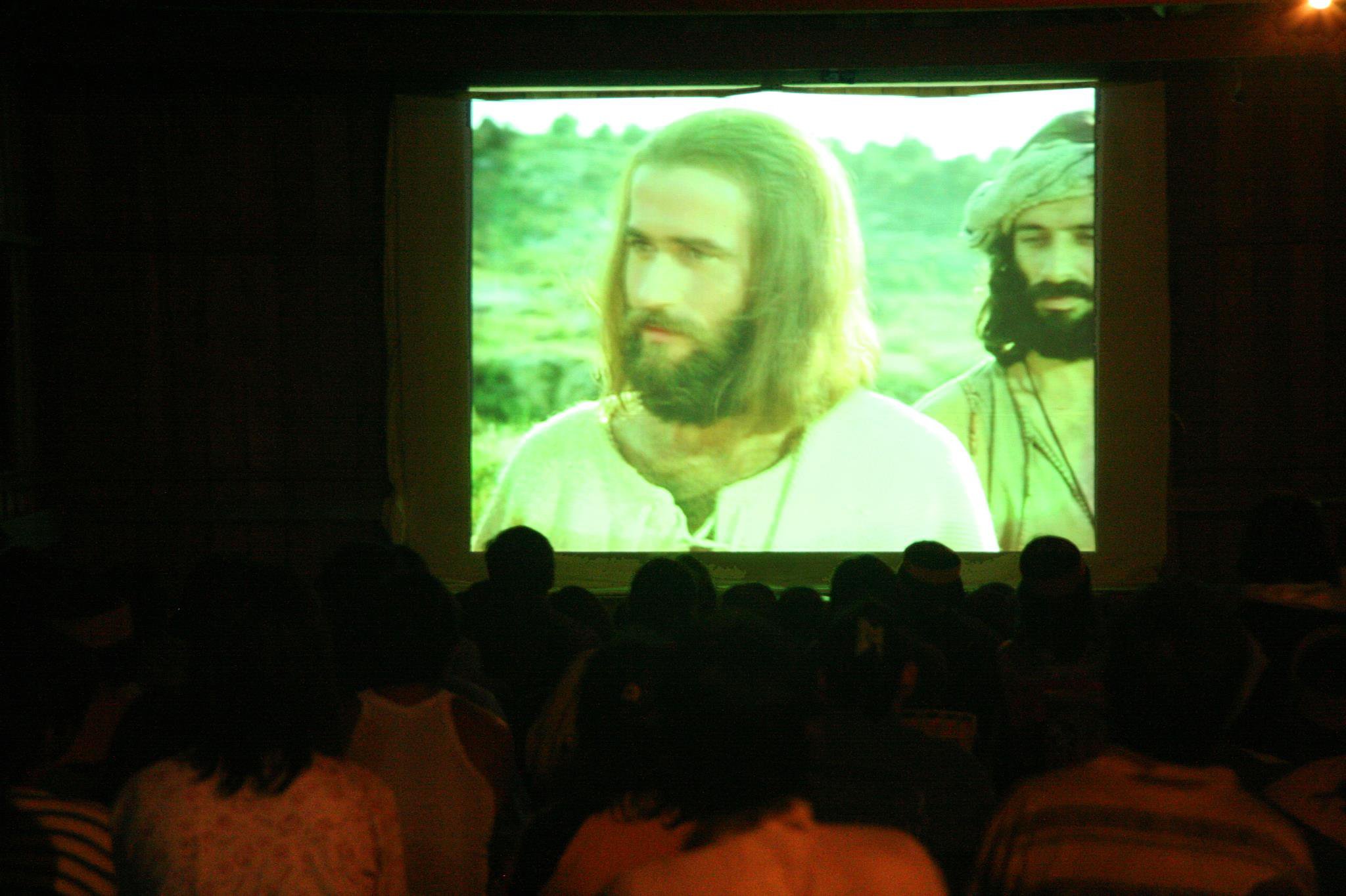 Eight new JESUS Film translations; one dedication - Mission Network News