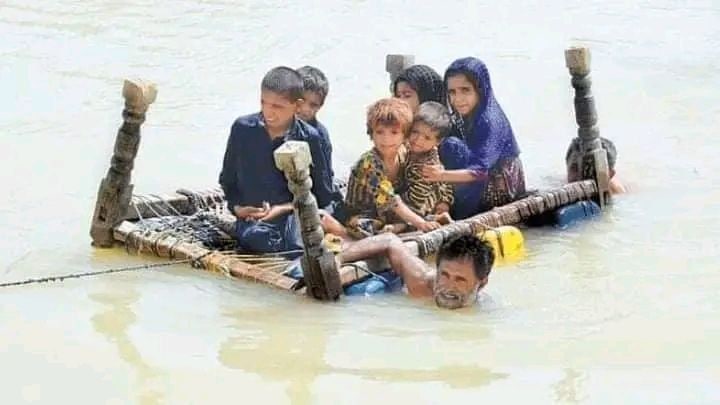 Pakistan flooding creates massive inland lake - Mission Network News